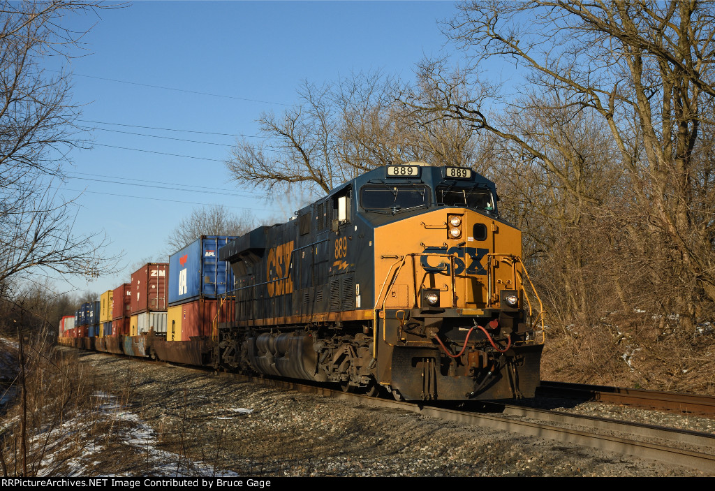 CSX 889